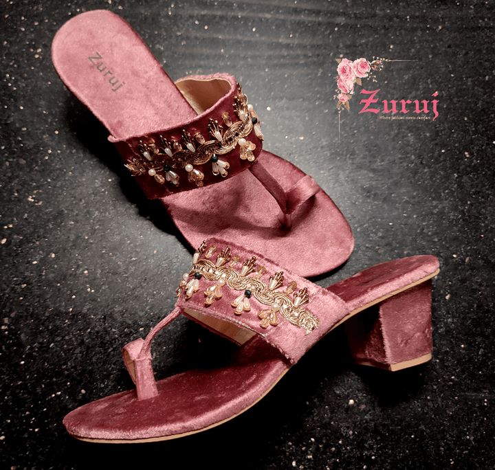 Heels – Zuruj